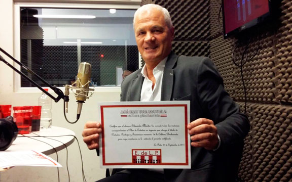 Eduardo Abadie en Acá Hay Una Escuela | Estudiantes de La Plata