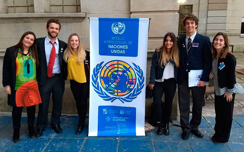 Estudiantes en el 2º Modelo de la ONU | Estudiantes de La Plata